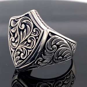 Silver Shield Model Ring , Hand Engraved Ring , Shield Signet Ring ...