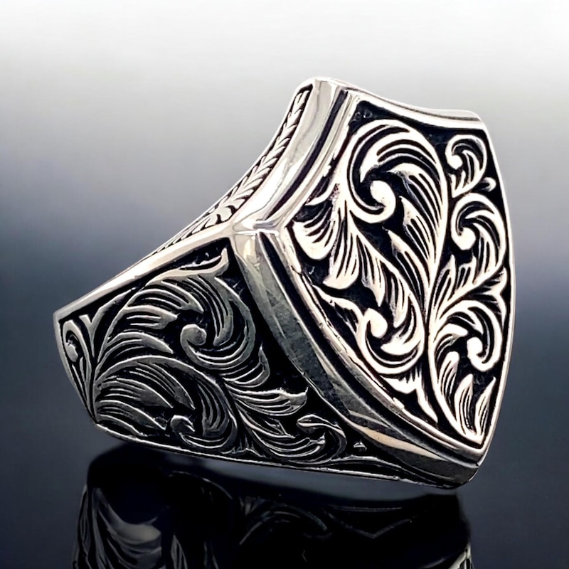 Hand Engraved Ring - Etsy
