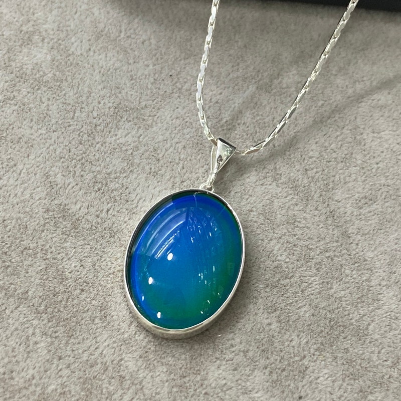 Mood Colour Necklace - Etsy UK