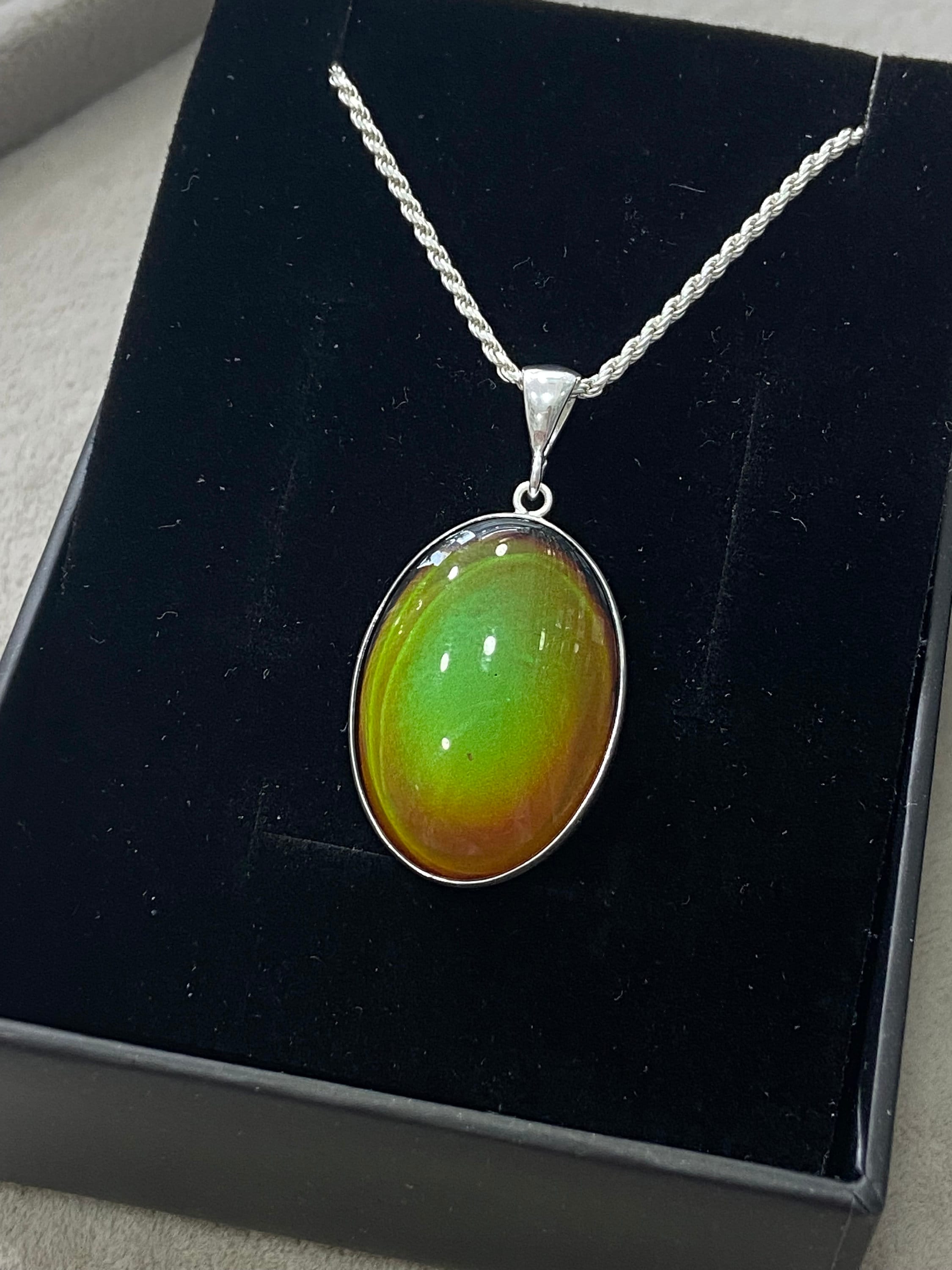 Silver Mood Necklace , Oval Sense Stone Necklace , Mood Color Changing ...