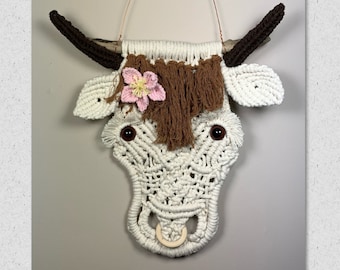 Macrame Highland Cow Wall Hanging - Etsy
