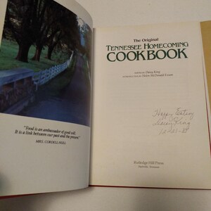 Signed First Edition & 1st Printing 1985 - Tennessee Homecoming ...