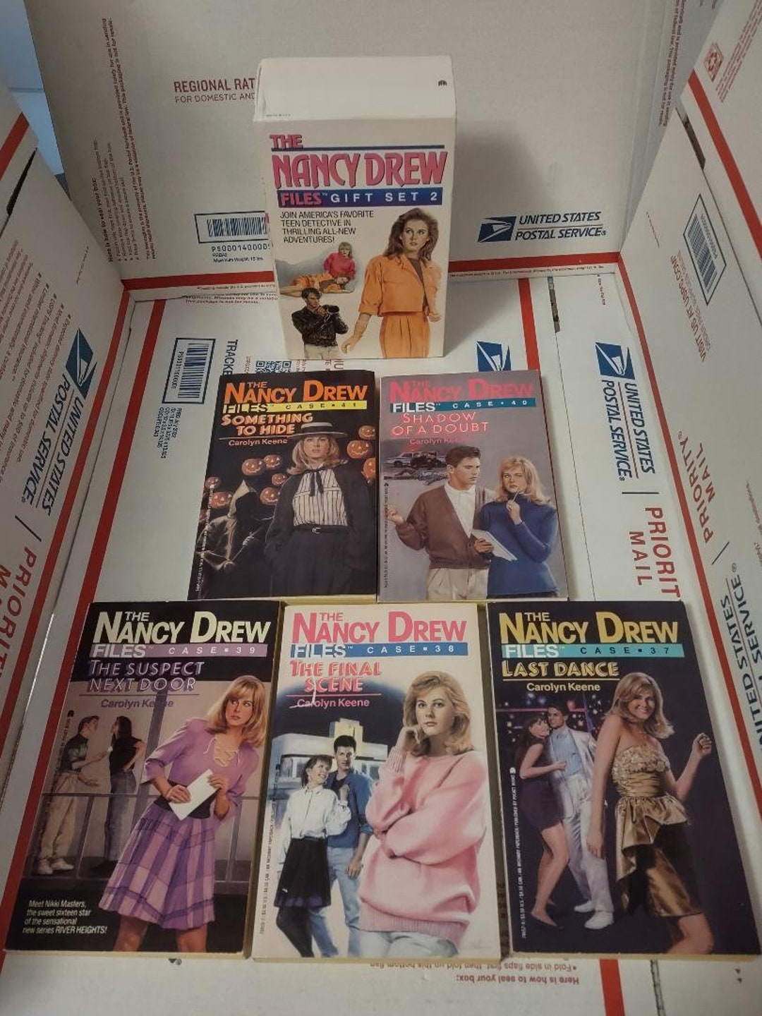The Nancy Drew Files Gift Set 2: Box Set 37-41 Teen Detective Books by ...