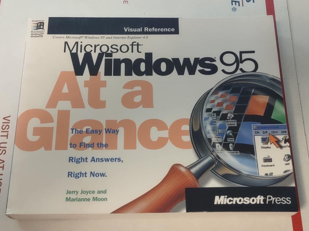 Microsoft Windows 95 at a Glance by Jerry Joyce, Marianne Moon 1997 ...
