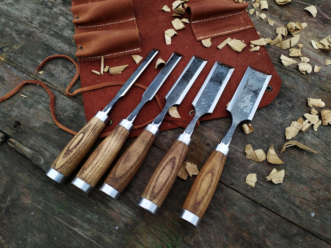 Handgesmede beitelset 5-dlg. Gereedschappen voor houtbewerking. Gesmede ...