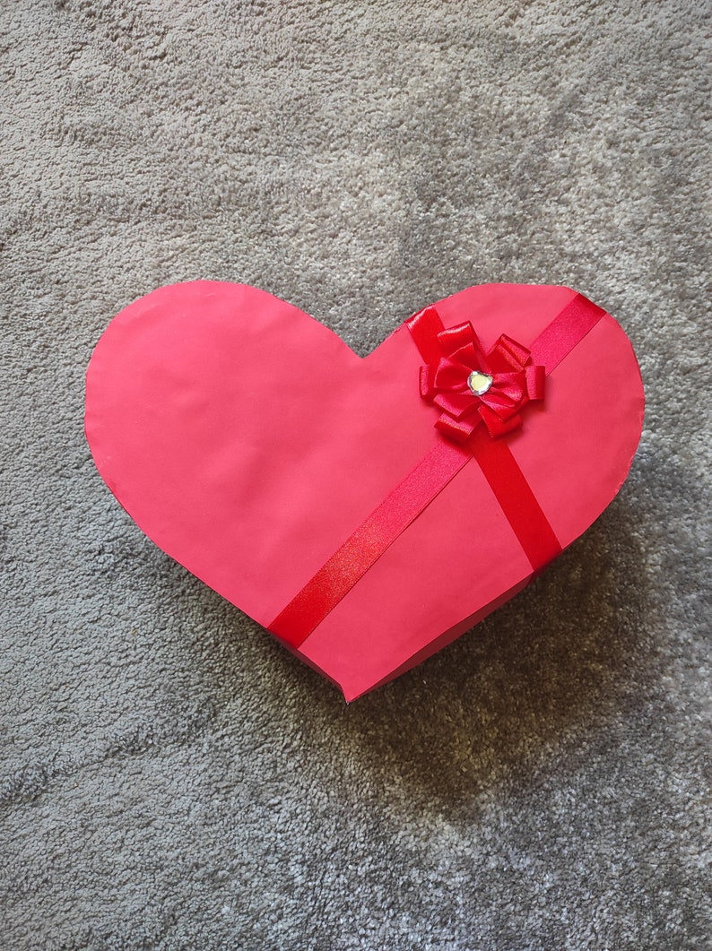 Heart Shaped Gift Box: Handmade Cardboard Keepsake Valentine's Day - Etsy