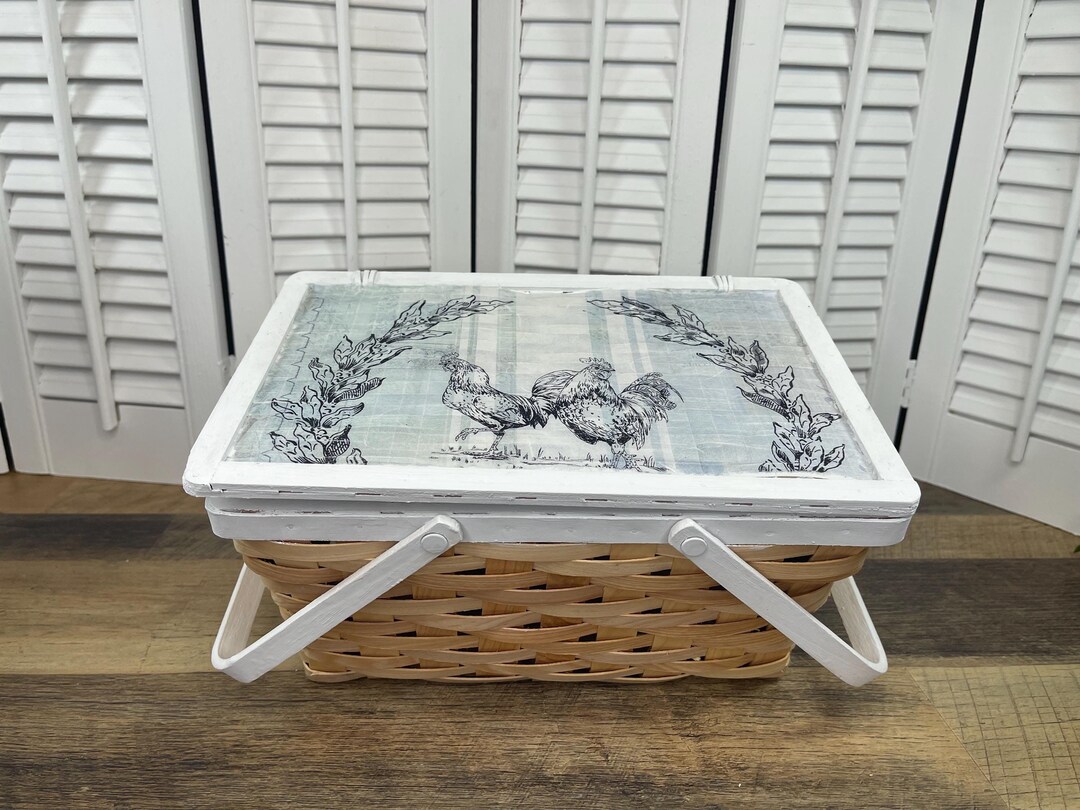 Woven Small Picnic Basket With Lid and Handles, Chicken - Etsy