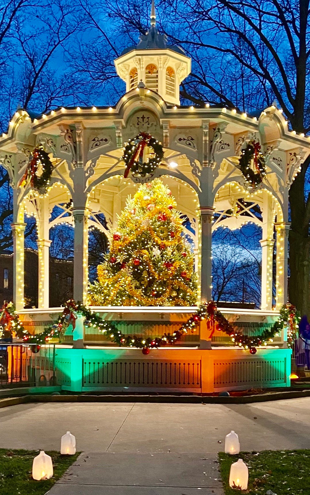 Illuminated, Luminaries on the Square 12x16 Canvas - Etsy