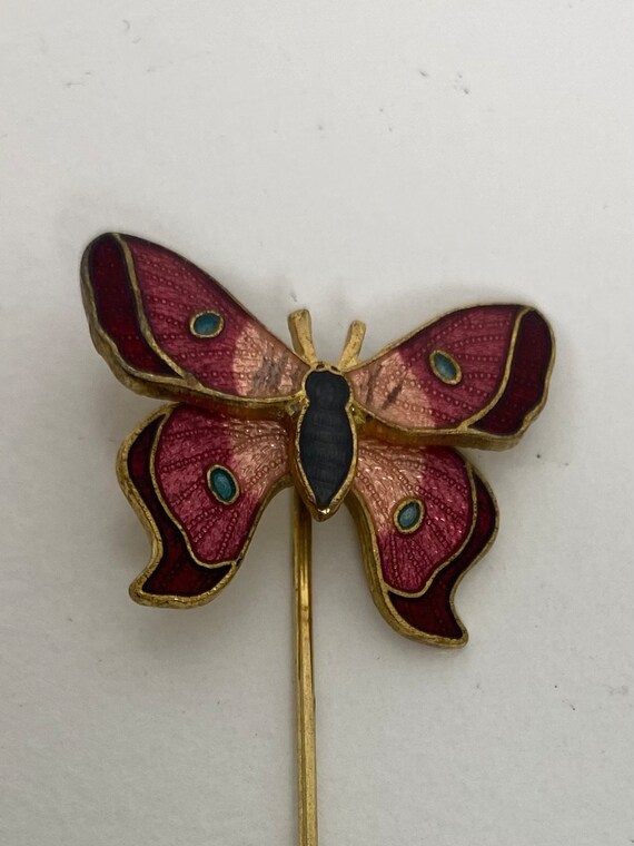 1970’s Fish & Crown Enamel Pin - Gem