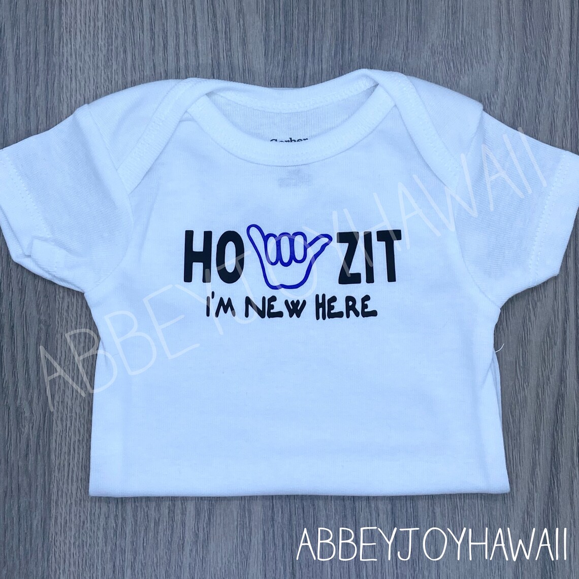 Bodysuit - Howzit I'm New Here - ONESIES® Brand - Hawaii Shaka Bodysuit ...