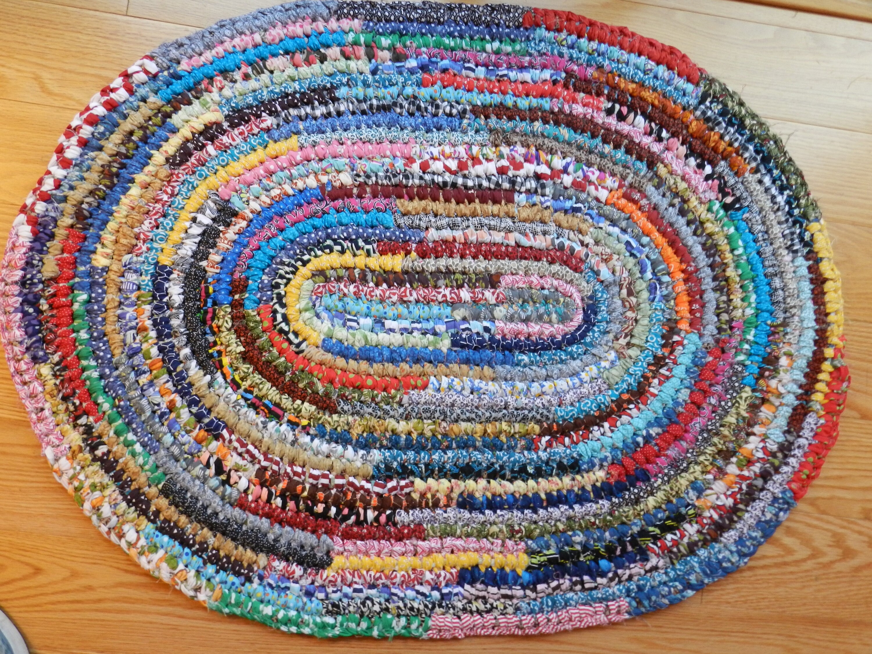 Hand Made Amish Knot/ Toothbrush Rag Rug | Etsy