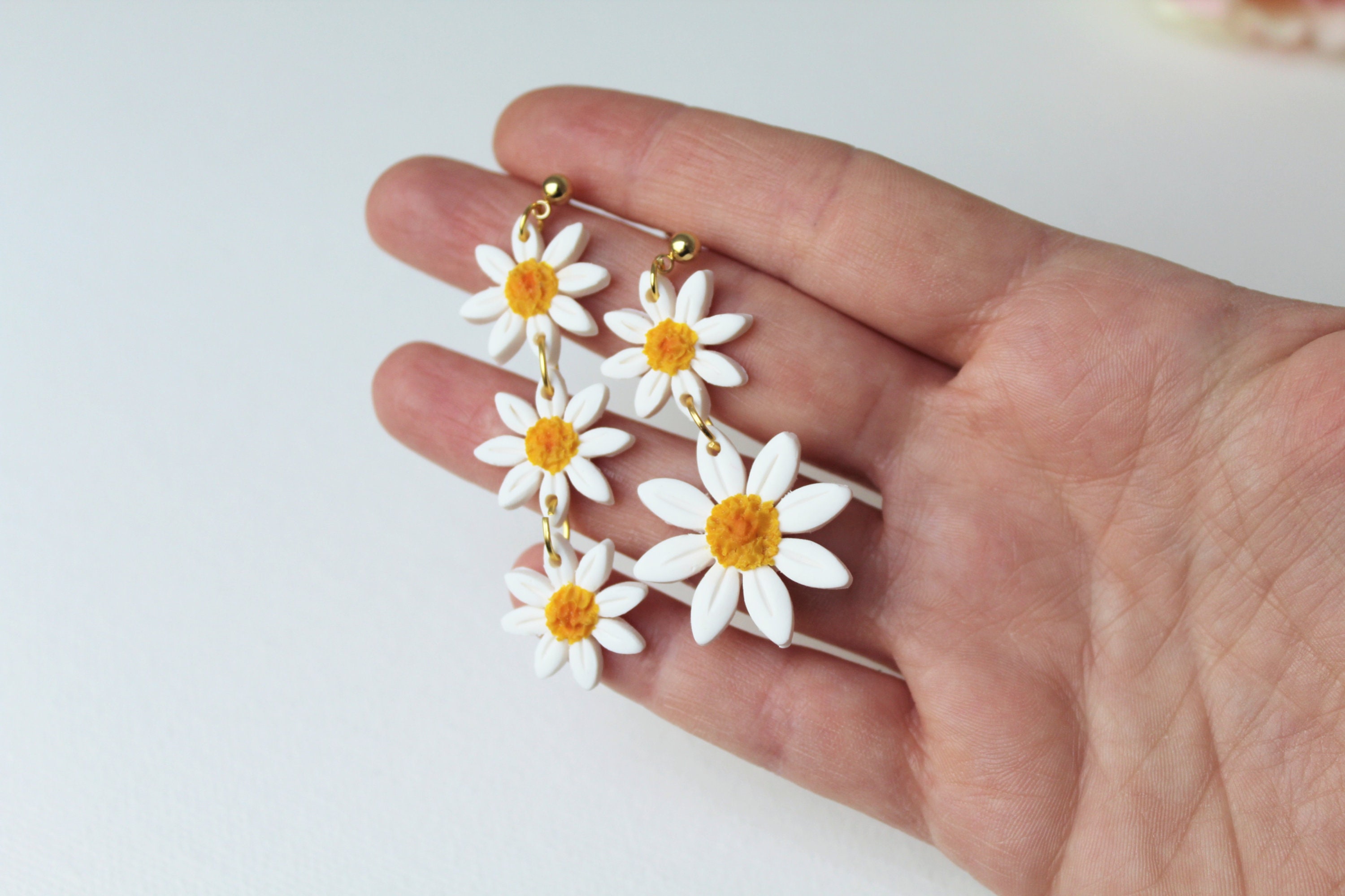 Daisy Earrings, Earrings, Clay Earrings, Polymer Clay Floral Earrings ...