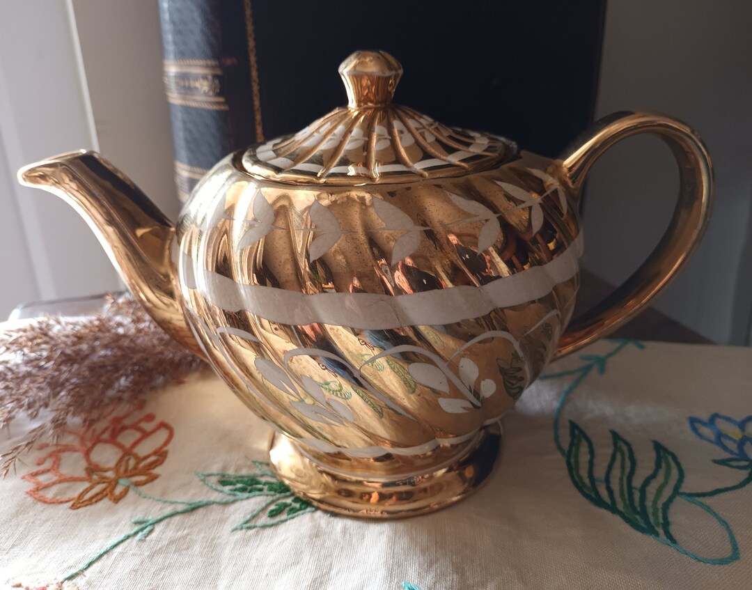 Vintage - Teapot, English Sadler - Gold and Cream Swirl Design - C 1930 ...