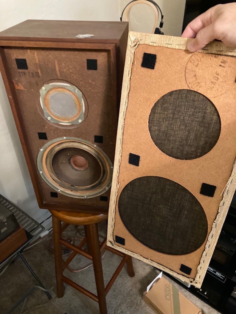Vintage 1964 KLH Model Seventeen 17 (rare) 2-way Speakers (free Local ...