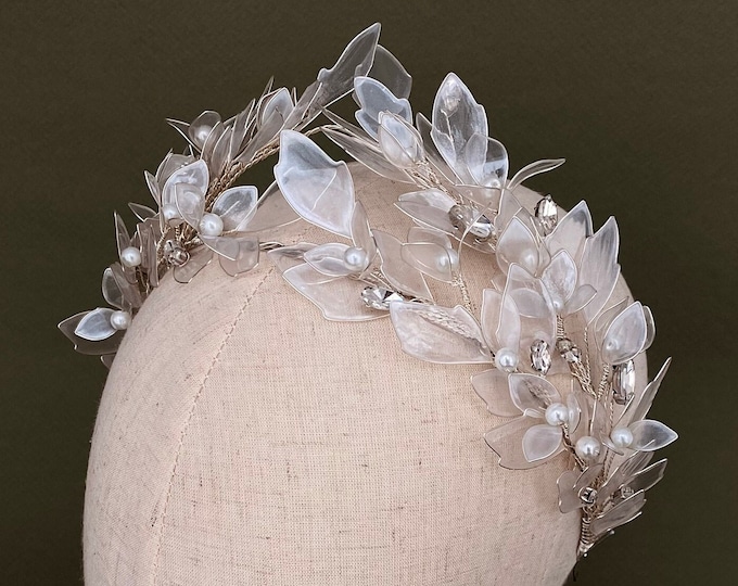 Kate Coronation Headress, Royal Hair Vine, Leaf Coronation Fascinator ...