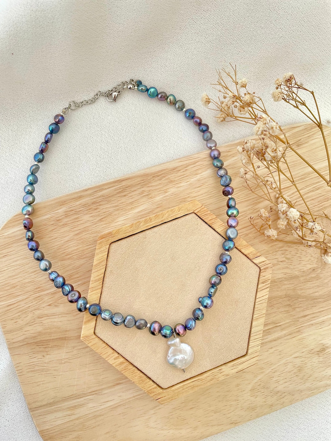Aruba - Handmade Pearl Necklace Made of Blue Freshwater Pearls / Pearl ...