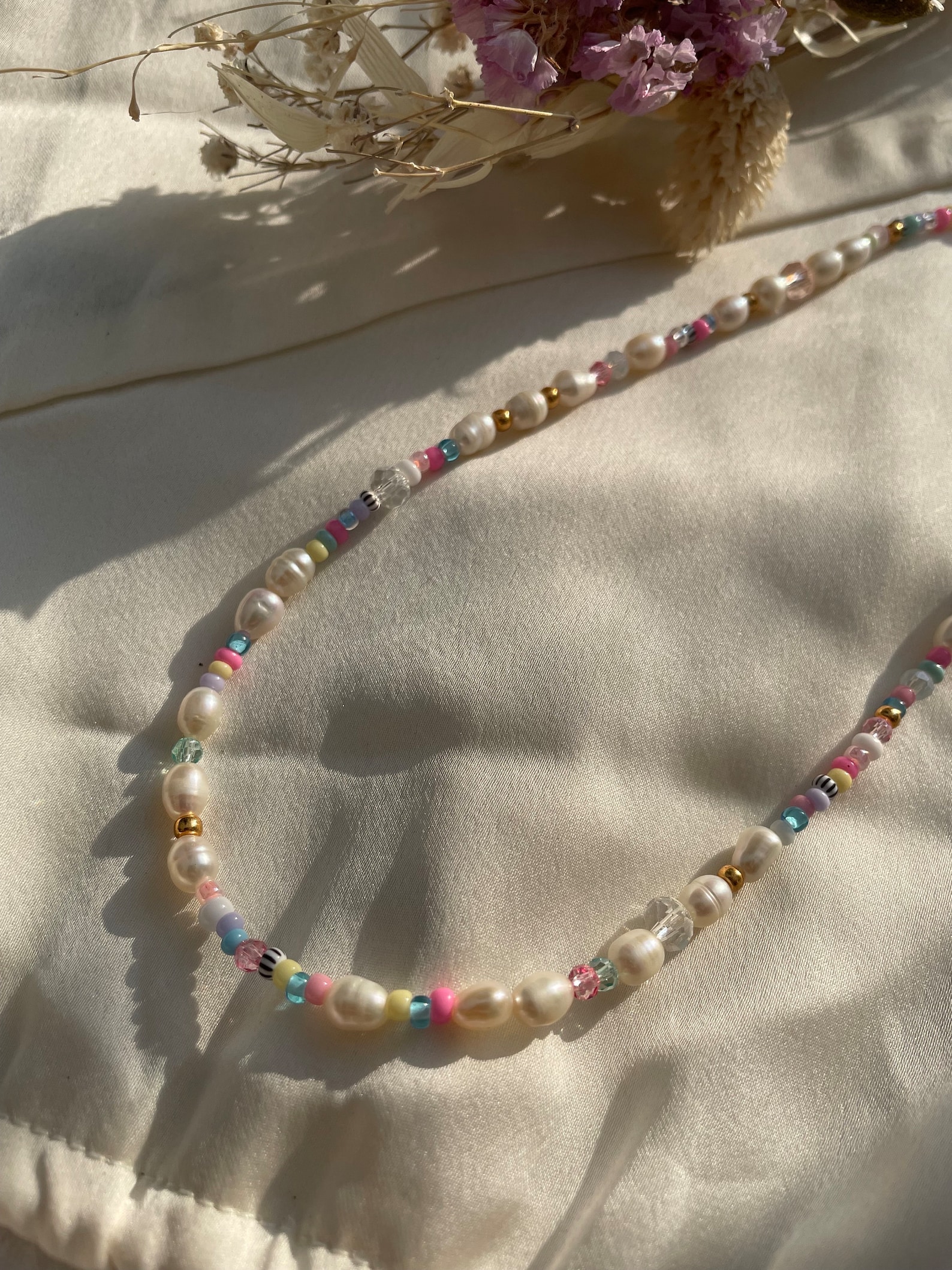 Aruba- bunte Perlenhalskette in Pastell/18k vergoldet beaded necklace ...