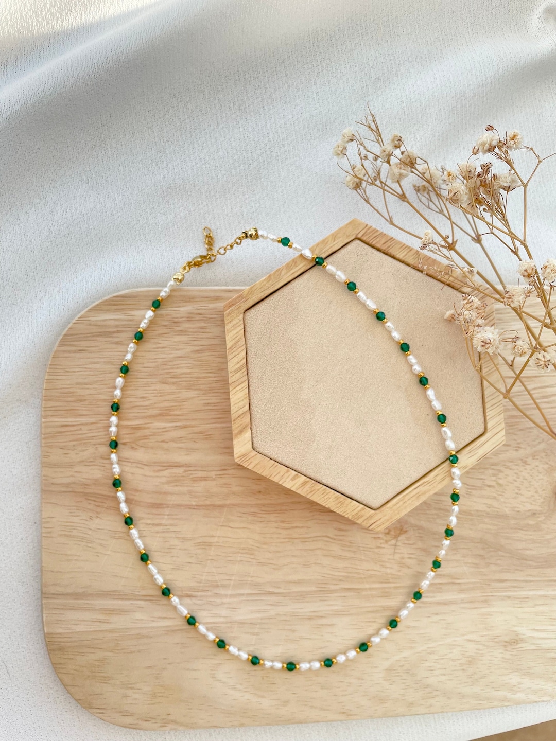 Aruba Handmade, Delicate Freshwater Pearl Necklace With Green Details ...