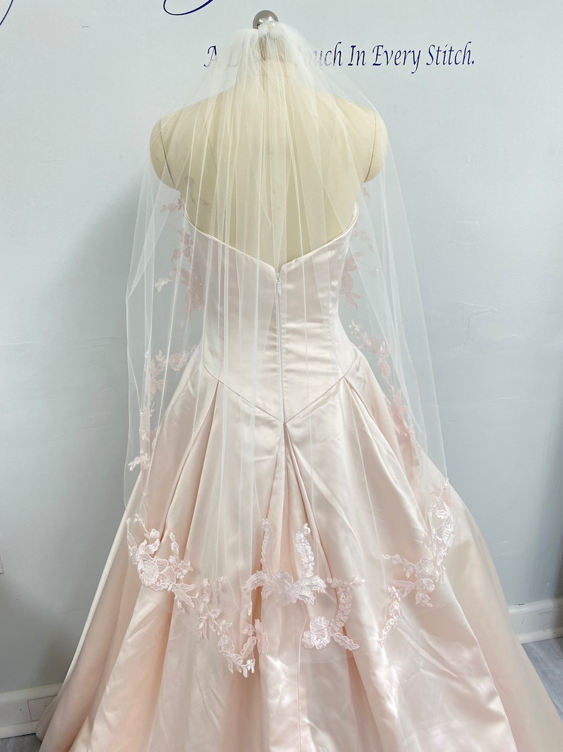 Bridal Blush Pink Veil, Fingertip Length Wedding Veil, Romantic Blush ...