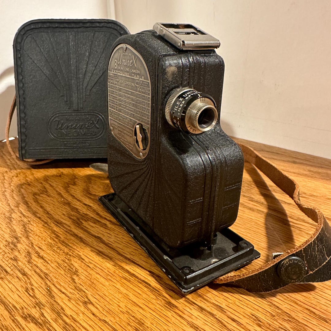 Vintage 1936 Univex Cine A8 8MM Movie Camera - Etsy