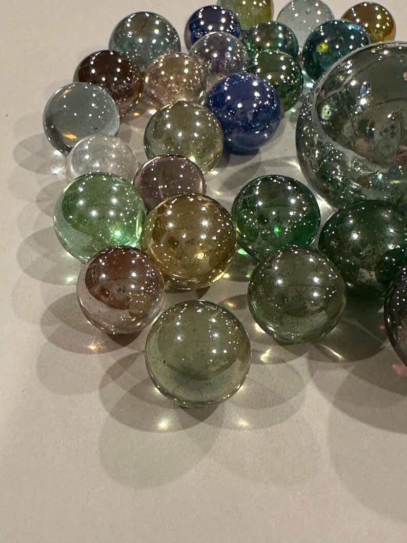 35 Vintage and Modern Iridescent Marbles by Multiple Glass ...