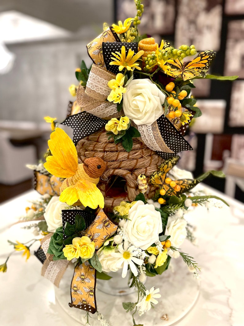 Beehive Flowers Centerpiece/table Decor/gift/spring Summer Decor/bee ...