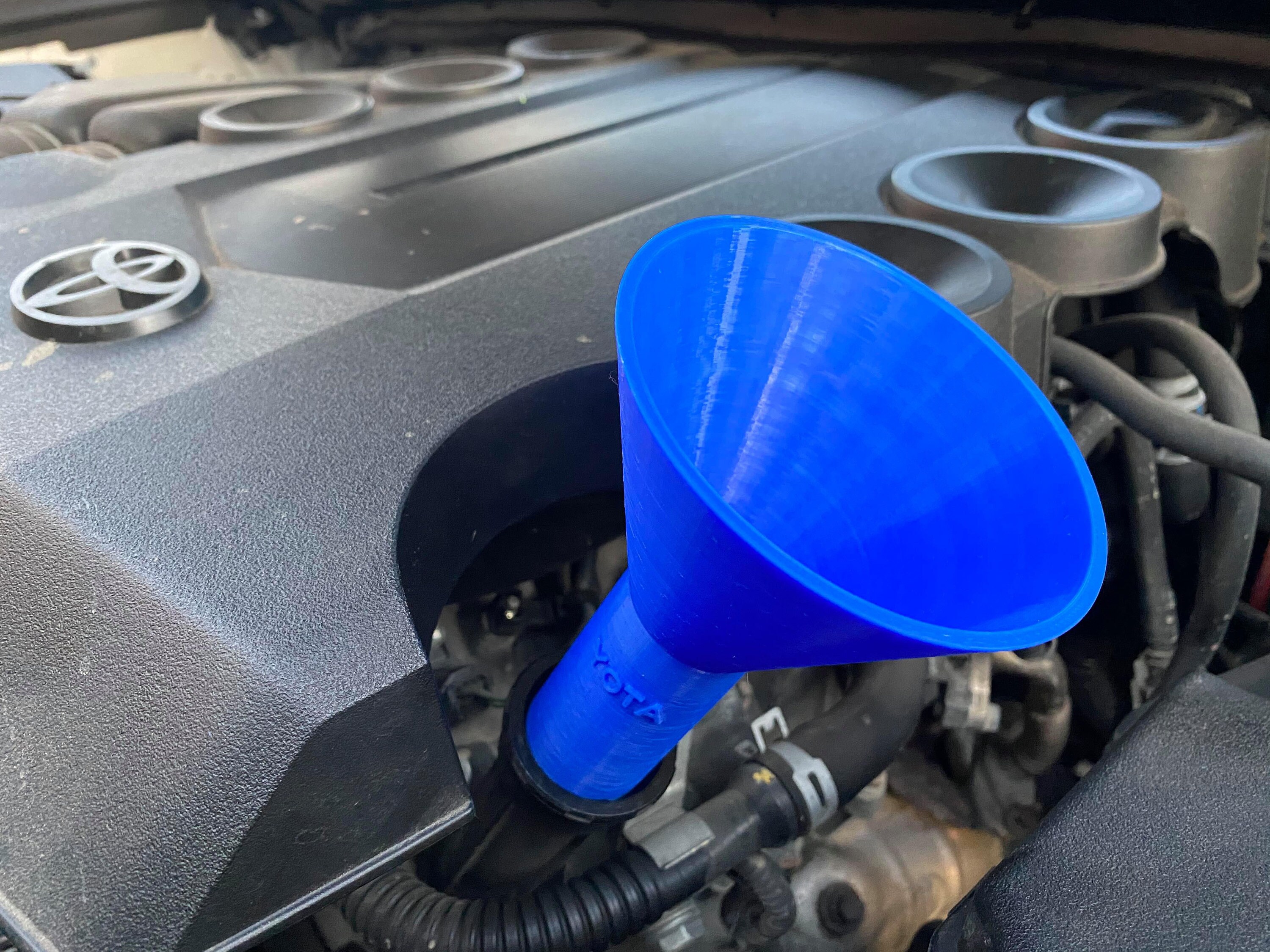 3D Printed Toyota Threaded Oil Fill Funnel "yota" - Etsy