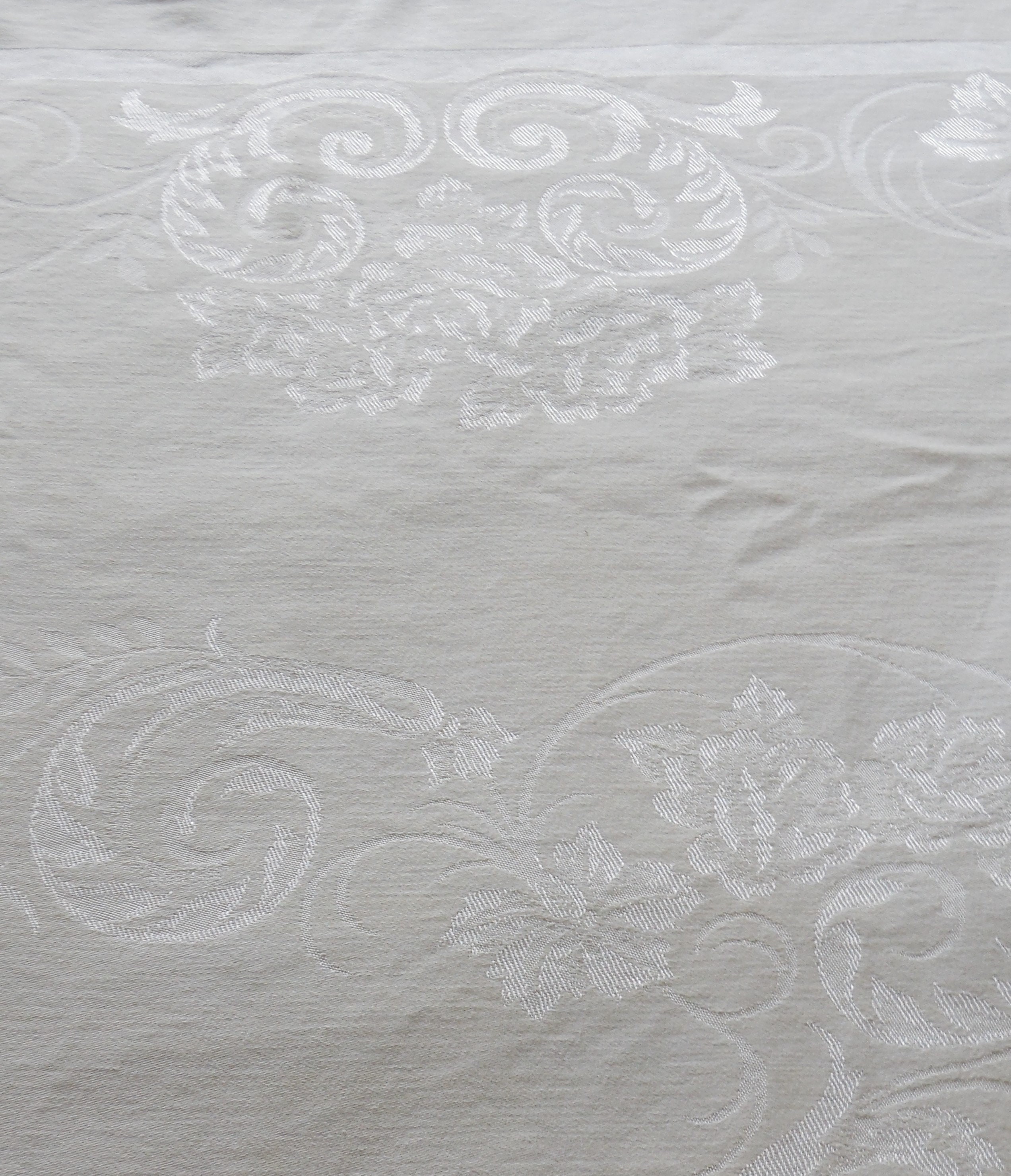 Vintage Damask Tablecloth - Etsy