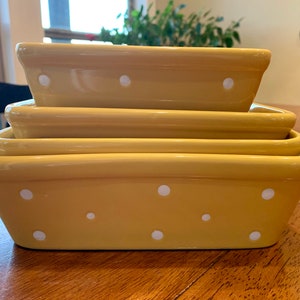 Temptations Ovenware Yellow Polka Dot 5 Piece Bakeware Casserole Dish ...