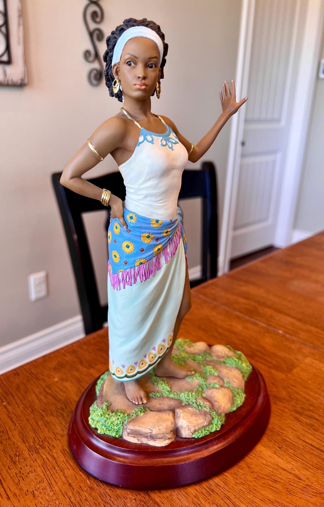 Thomas Blackshear ‘s Ebony Visions Talk to the Hand Figurine Ltd ...