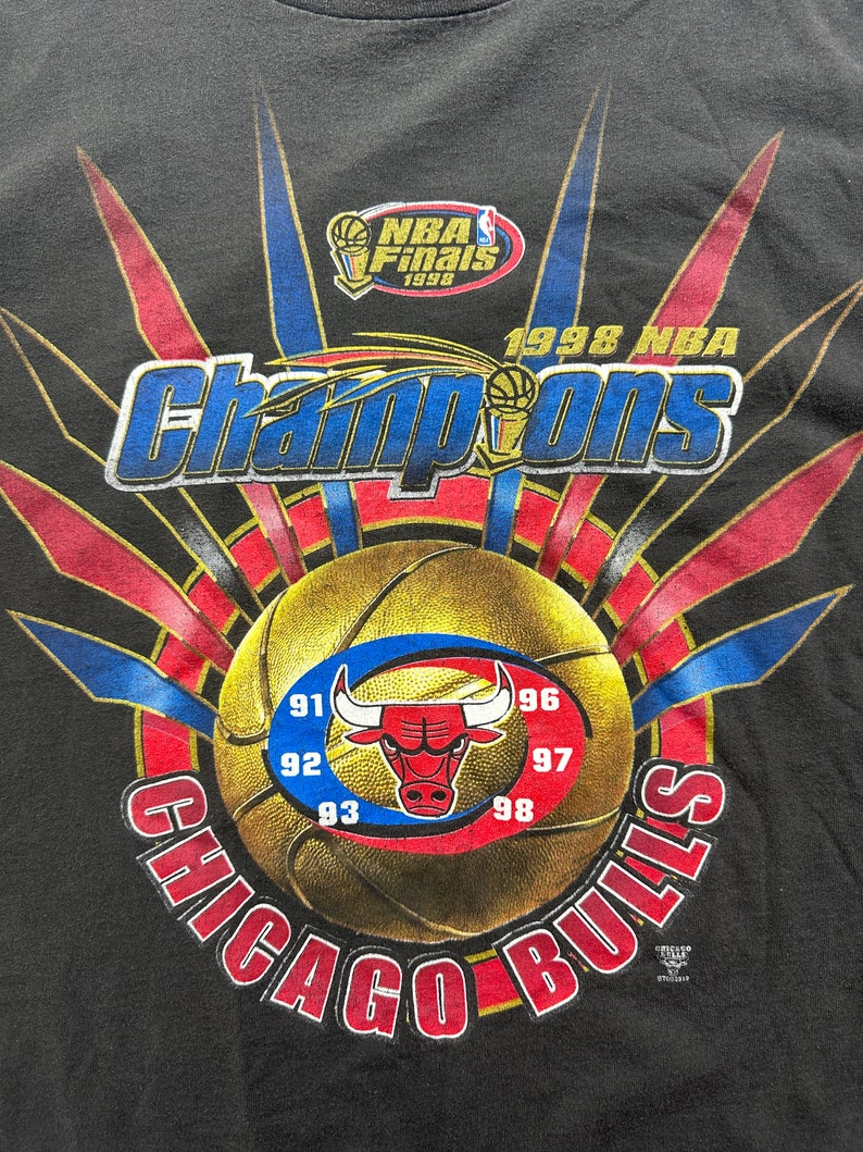 Vintage 90s Chicago Bulls 1998 NBA Champions Starter Graphic T-shirt - Etsy