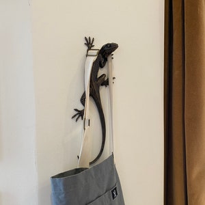 Gecko Wall Hook Decorative Wall Art Metal Sculpture | Etsy