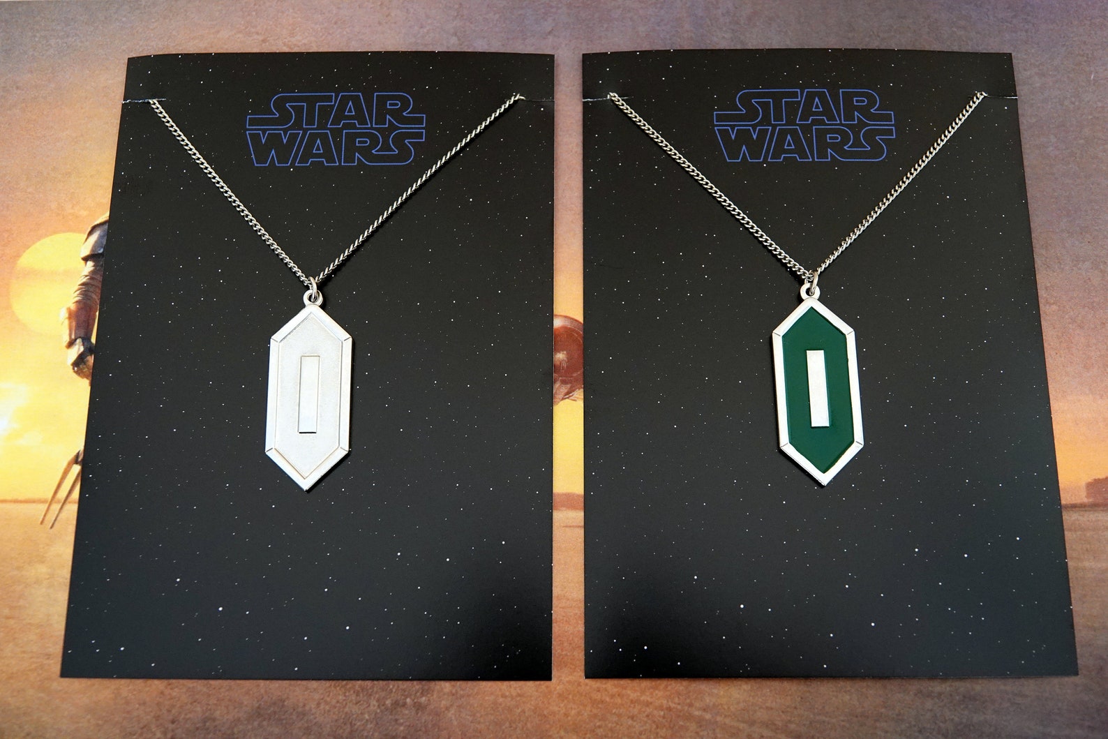MANDALORIAN DIAMOND Necklace 'iron Heart' Beskar High - Etsy