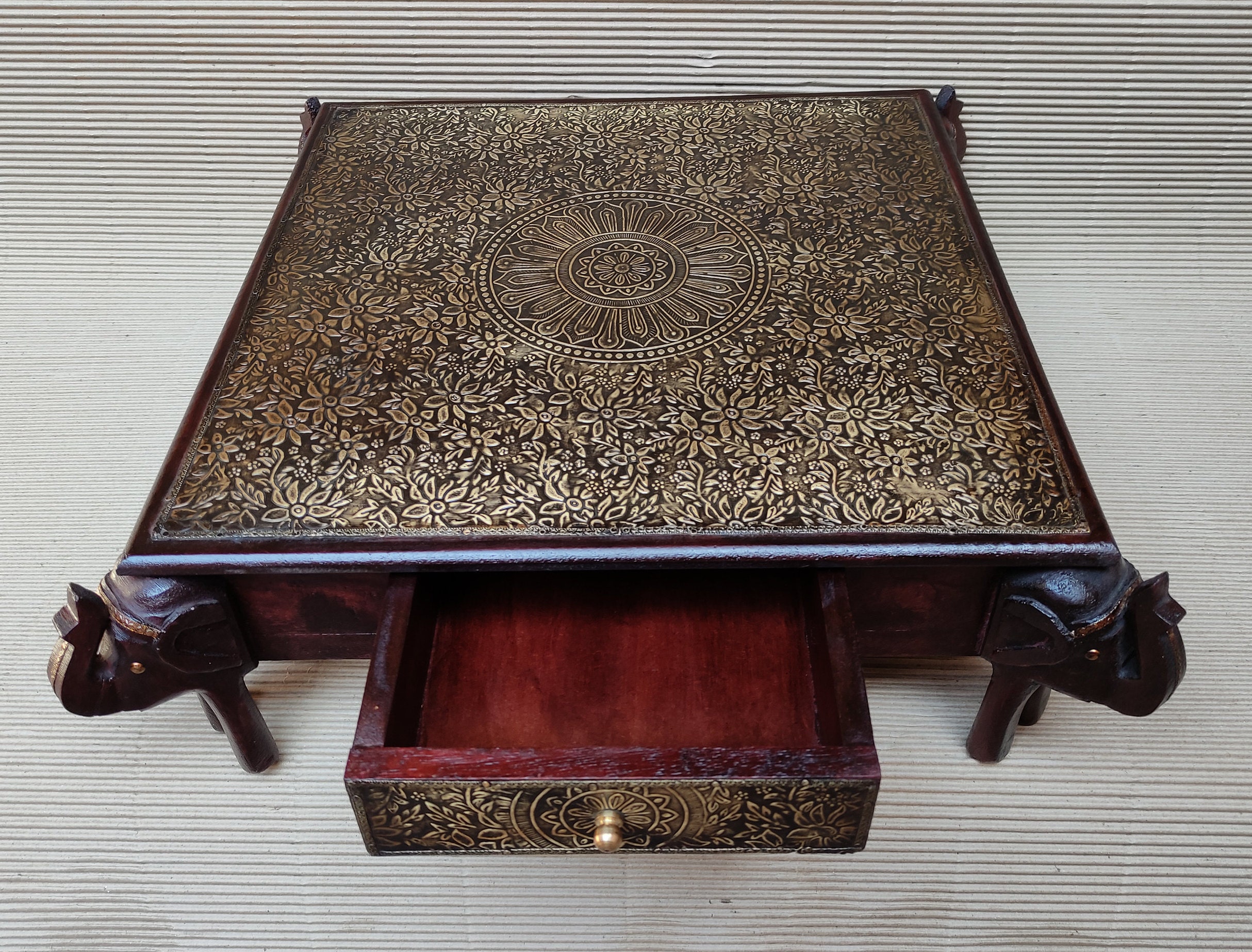 Puja table for sale store