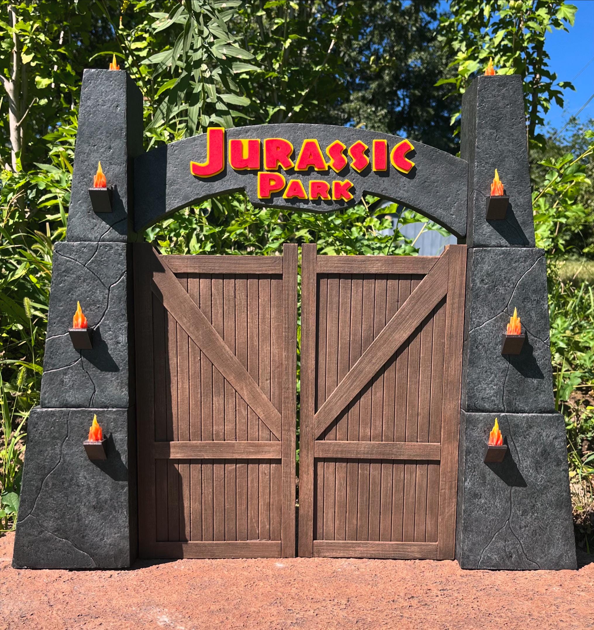 Jurassic Gates Diorama - Etsy