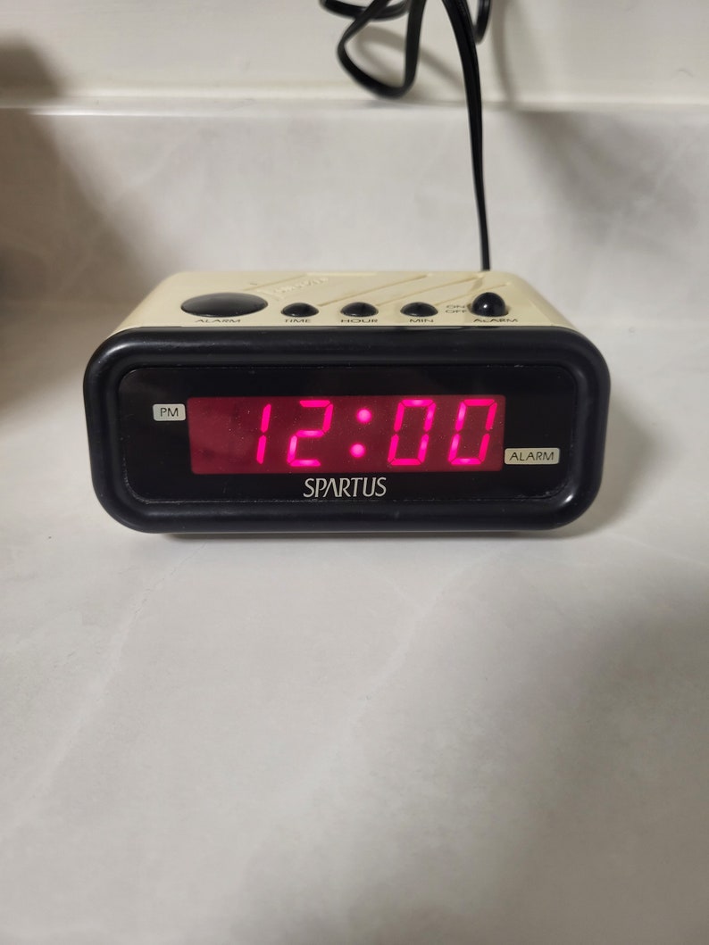 Vintage Spartus Retro Color Block Digital Alarm Clock Model 1201 TESTED ...