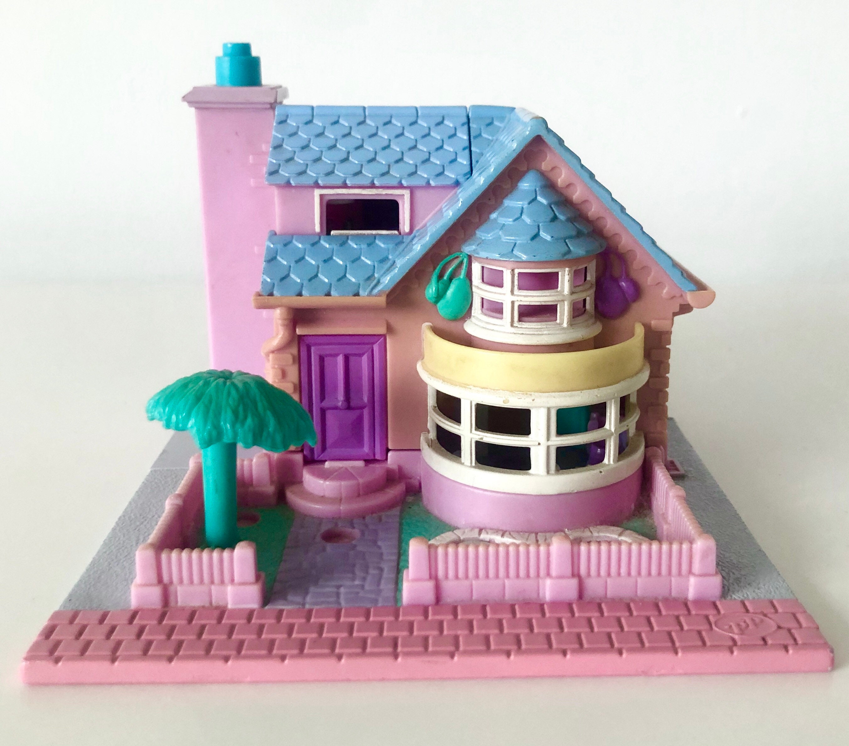 Vintage Polly Pocket House