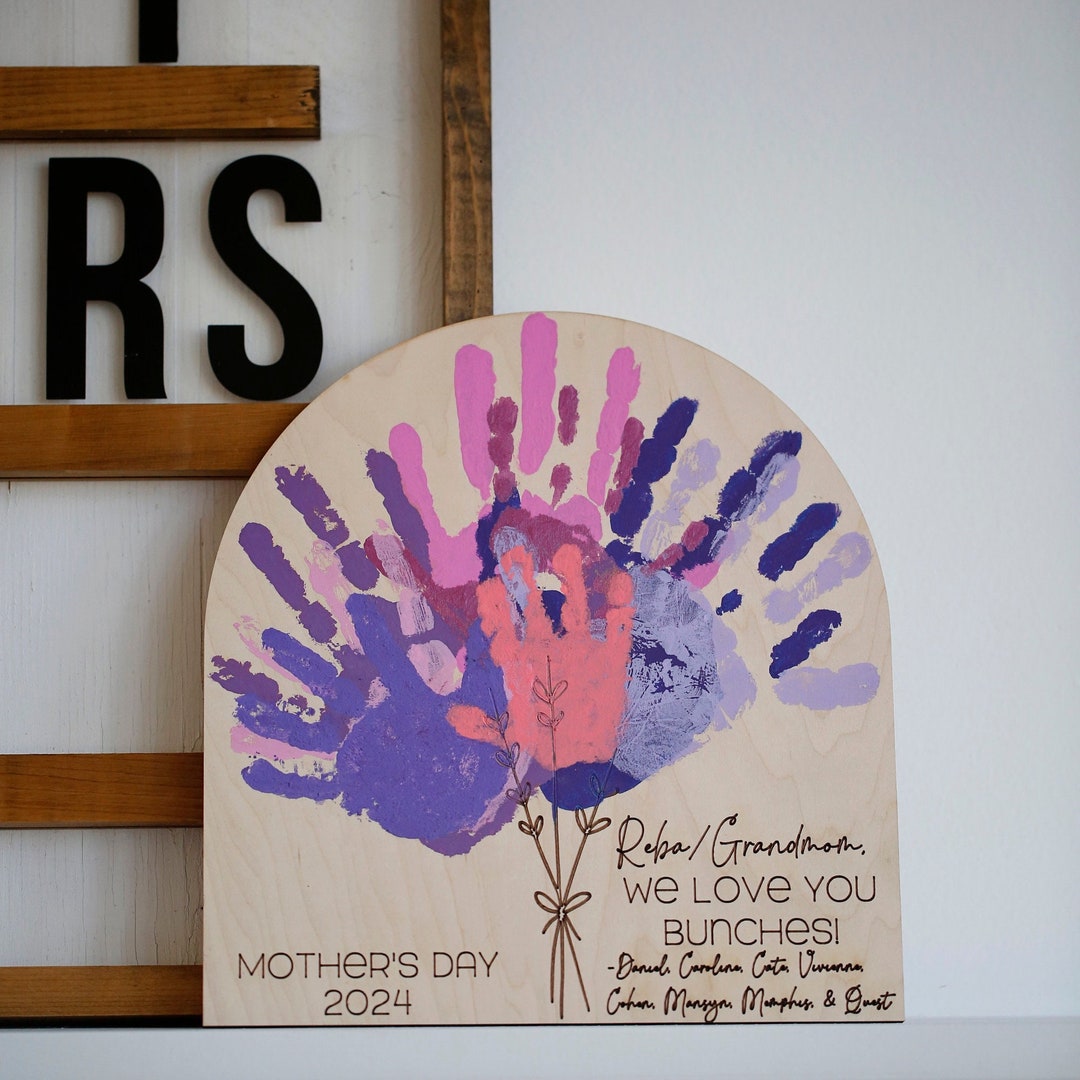 Handprint Art Flower With Kids Names DIY Hand Print Mother's Day Sign ...