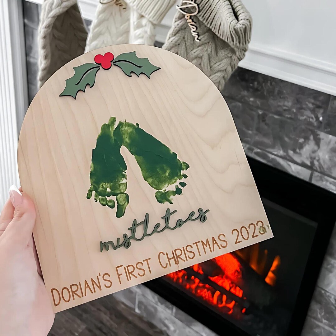 Mistletoes Baby Footprint Mistletoe Craft Baby's First Christmas Craft ...