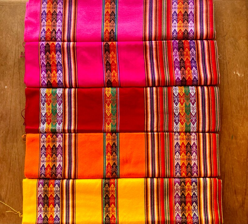 Genuine Andean Aguayo Cloth From Perú 3'10 X 3'6 117x106 Cm - Etsy