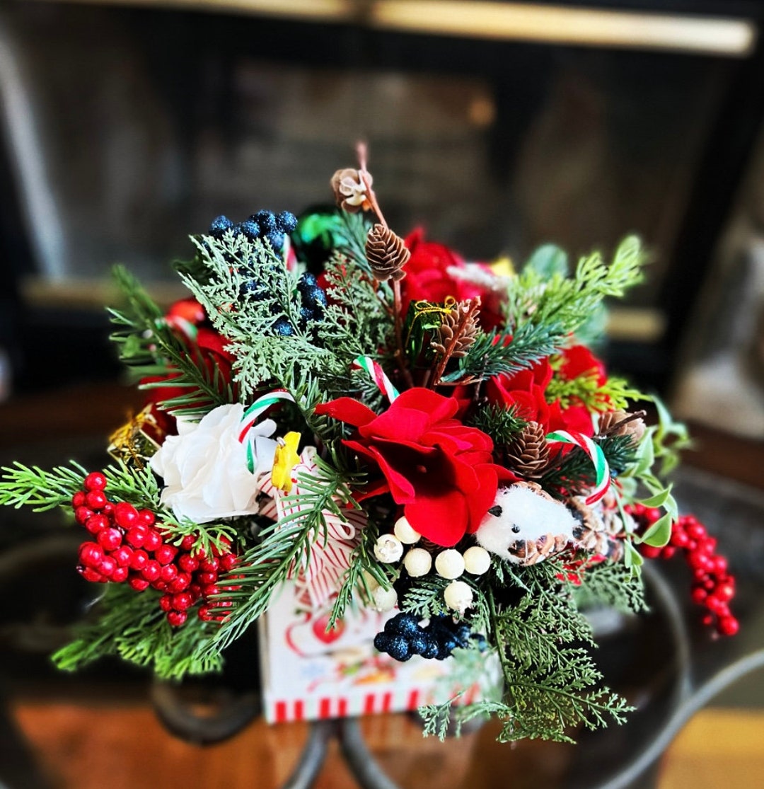 Holiday in A Box Holiday Centerpiece Centerpiece Gift - Etsy