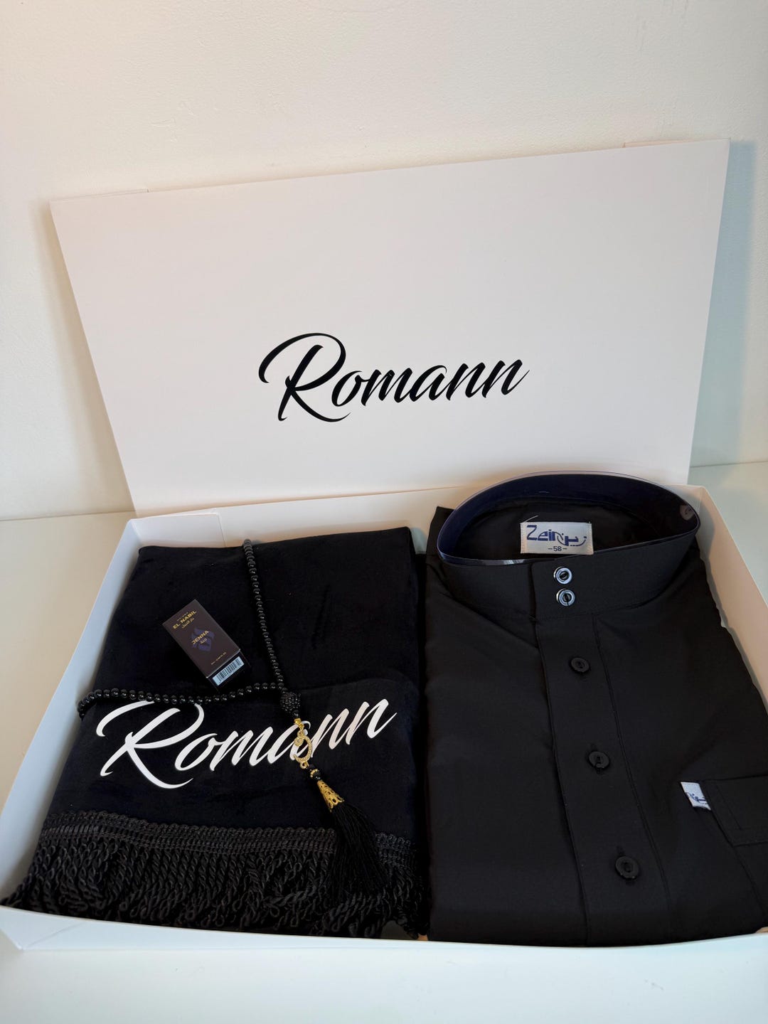 Personalized Muslim Gift Box – Prayer Mat, Qamis, Tasbih & Musk - Etsy