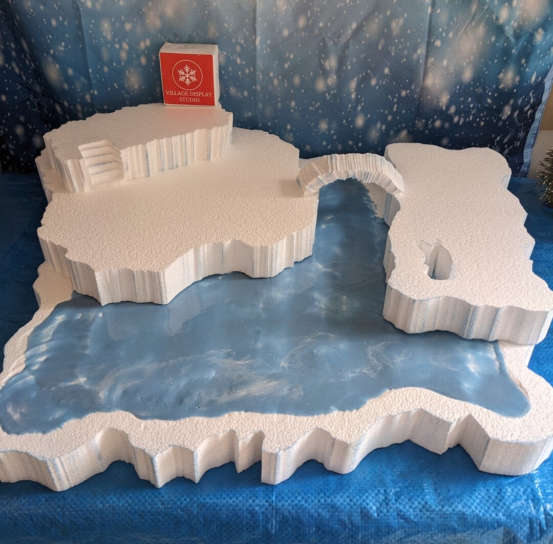 Christmas Village Display Platform North Pole Icebergs Ocean alpine ...