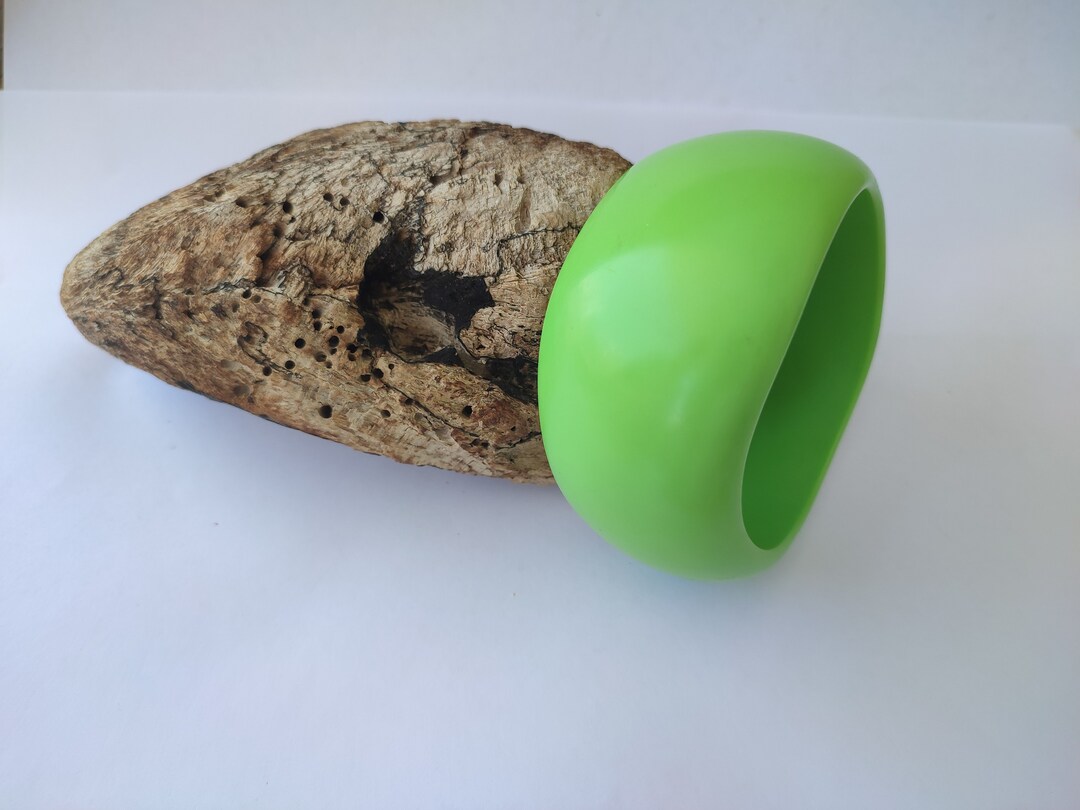 Green Bakelite .bracelet With Silver Details and Stones. Unique Piece ...