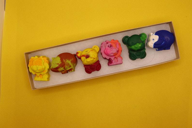 A Fun Pack of Safari Animal Shaped Crayons - Etsy