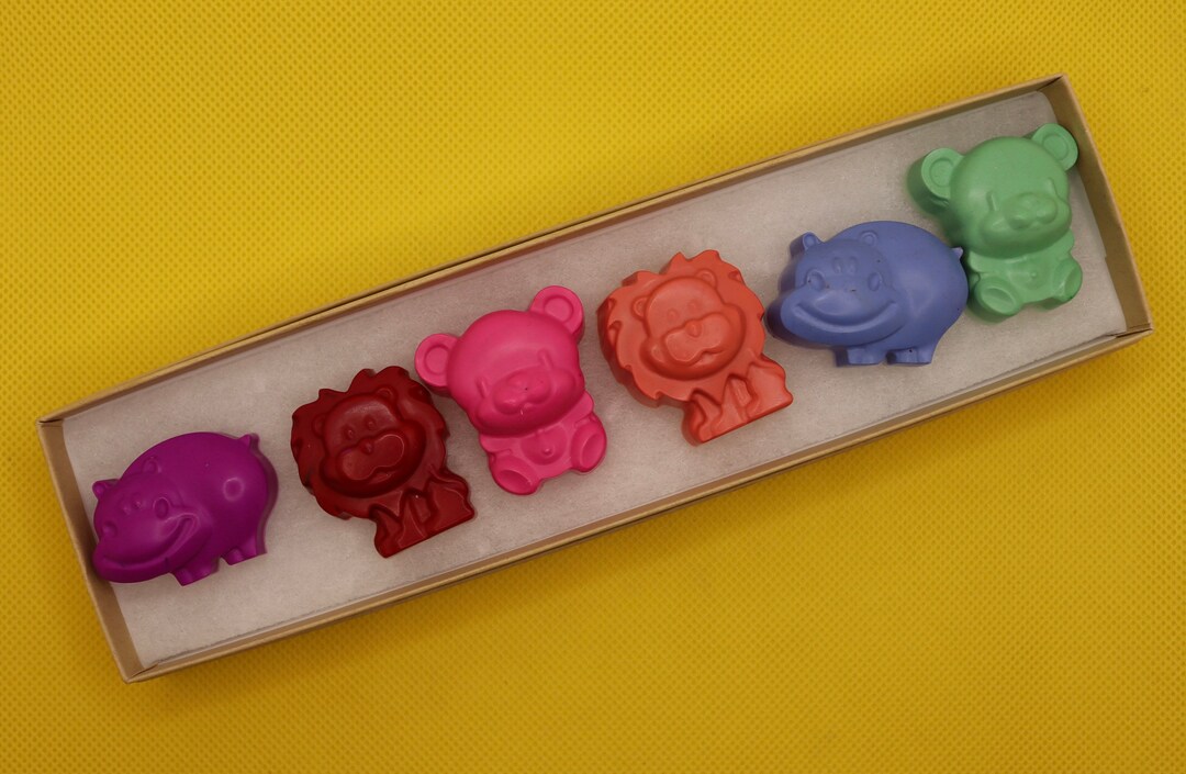 A Fun Pack of Safari Animal Shaped Crayons - Etsy
