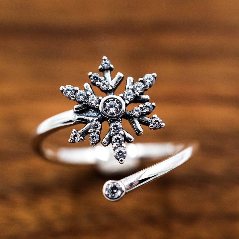 Snowflake Ring - Etsy