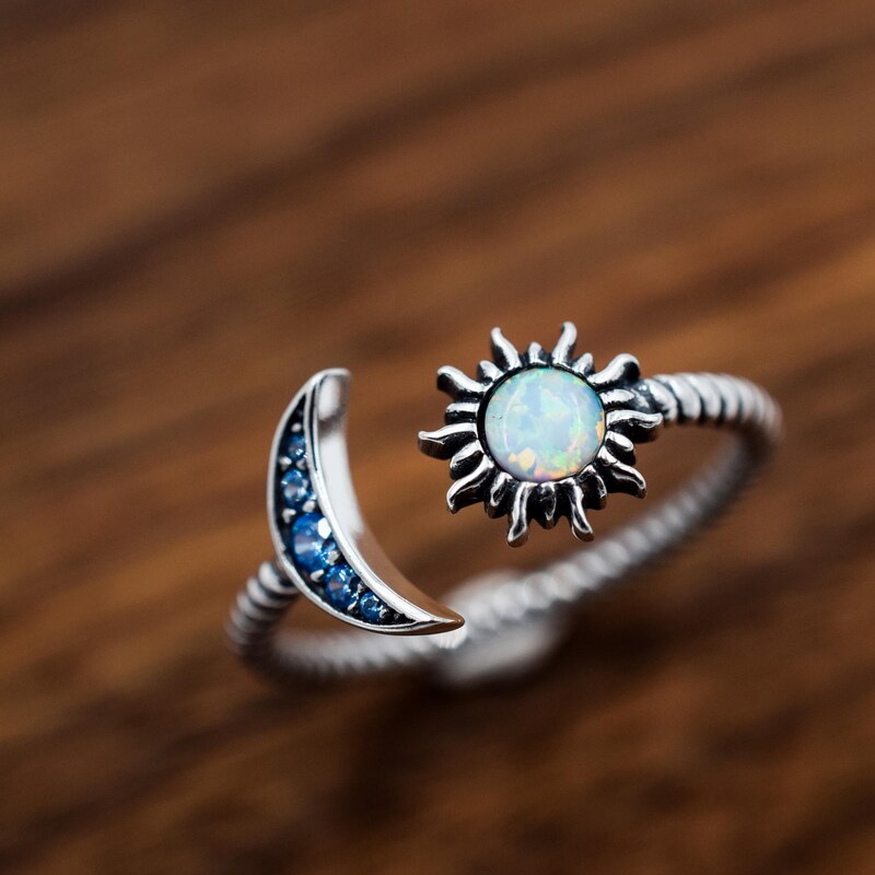 Sun and Moon Ring - Etsy