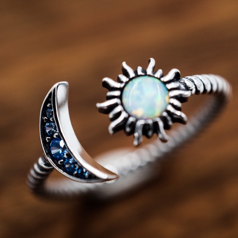 Sun and Moon Ring - Etsy
