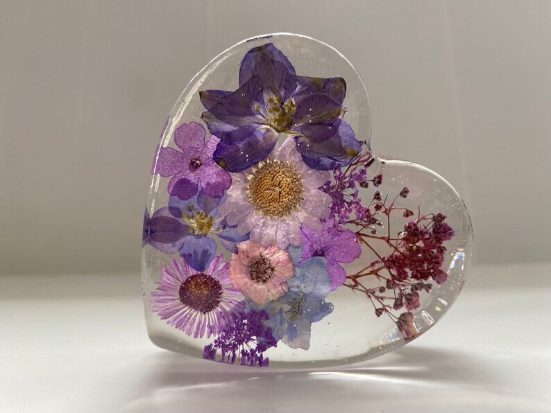 Real Preserved Flower Heart Paperweight Floral Home Decor - Etsy UK